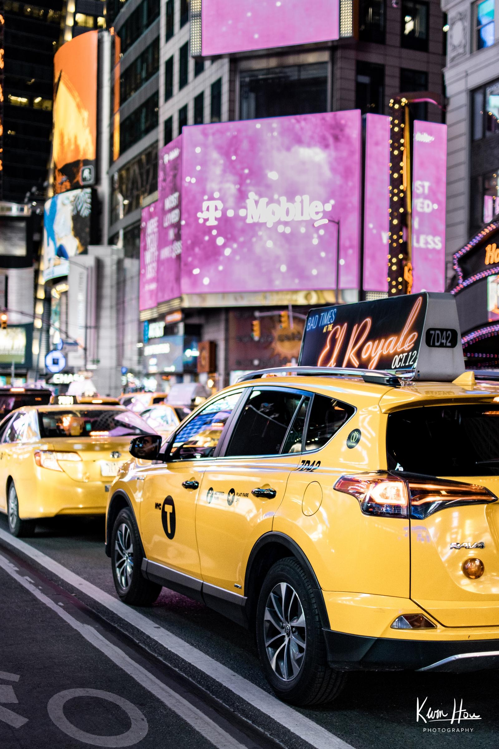 Times Square Taxi (Behind) | Kevin Hou Photography